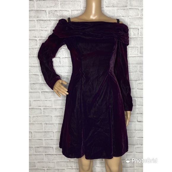 Rampage | Dresses | Rampage Vintage 9s Velvet Off Shoulder Dress | Poshmark